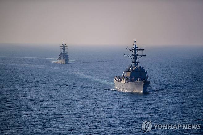 미사일 바닥난 군함에 해상 재장전美 中겨냥 태평양 새 구상