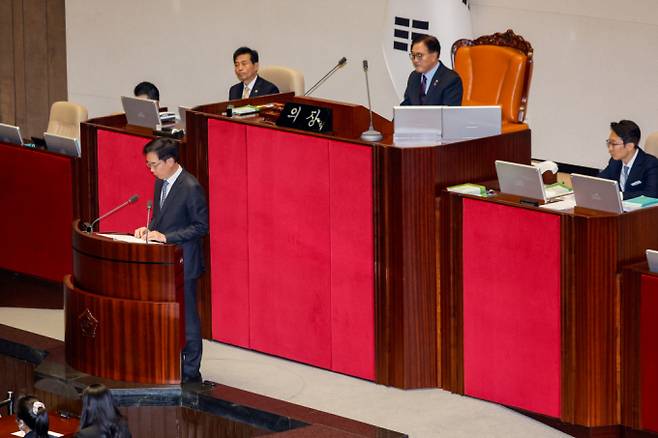 국민 10명 중 7명 윤 대통령 탄핵 찬성 보수층은 팽팽