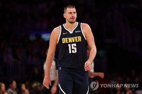 Nba 질 때마다 연봉 깎자 역대급 활약하고 패배한 Mvp의 충격 발언