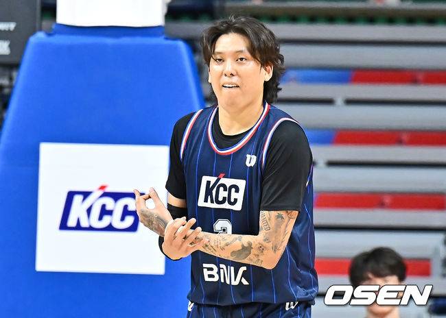 ‘미친 최준용’ 커리어하이 42점 대폭발…친정팀 SK 10연승 막았다