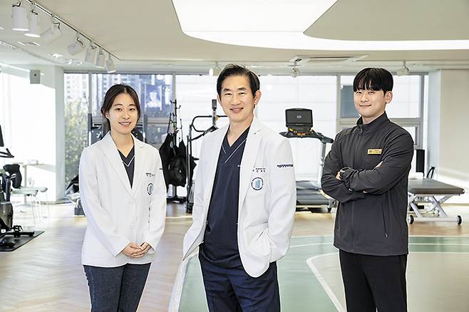 치료 후에도 아픈 허리 집중 재활·운동으로 통증에서 벗어난다
