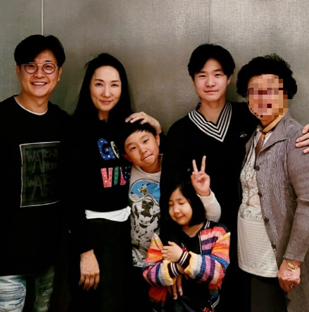 잘 나가고 있는데 결혼 22년 만에 결별소식 전한 탑연예인 스포엔 뉴세이