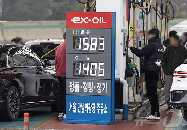 계엄발 환율 상승에 울고 中 부양책에 웃고정신없는 정유업계