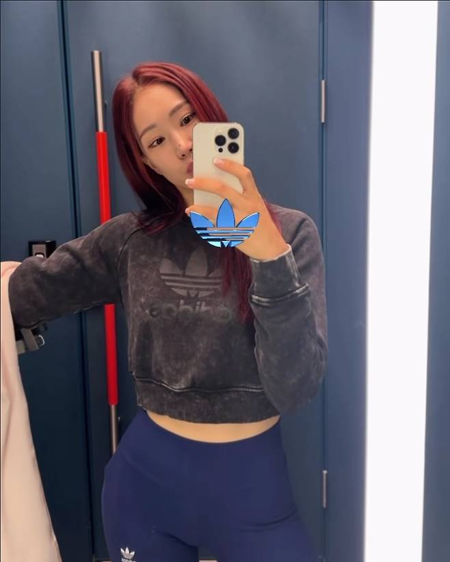 필드 여신 유현주 직원도 감탄한 S라인 레깅스 핏 잘록한 허리라인에 크롭도 완벽 뷰티는 내운명