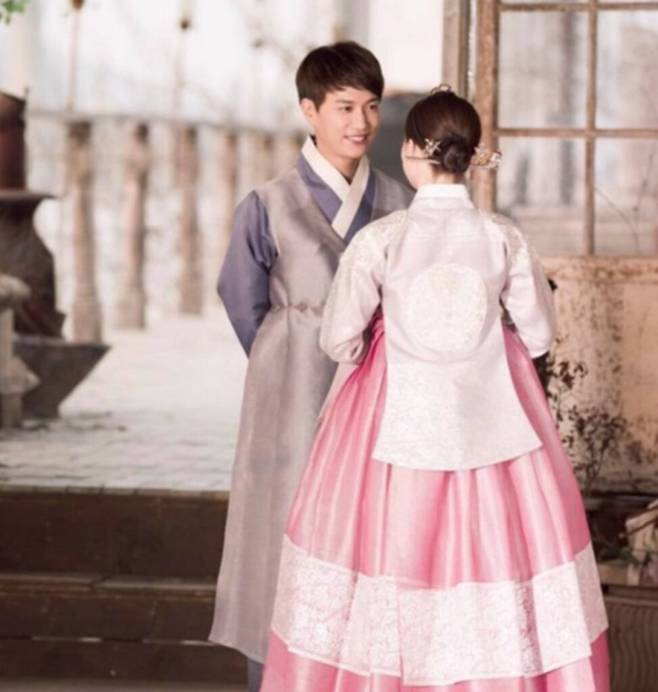 14살 연하 아내와 결혼 51세에 아빠 됐다 셀럽스케치