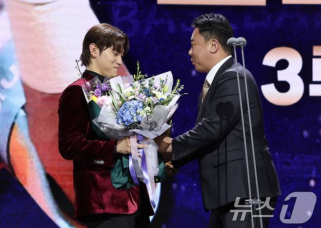 김도영 향한 이범호 감독의 당부더 잘하려고 하지 말길