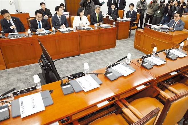 윤석열 대통령 탄핵·李 재판 앞당기려與野 속도전