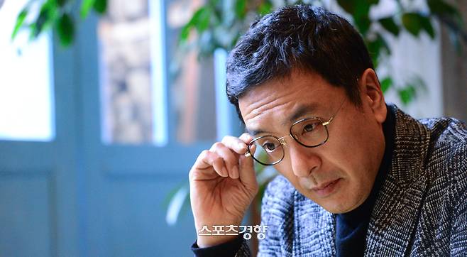 제7대 한국리틀야구연맹 회장에 배우 김승우 유승안 현 회장 제치고 당선
