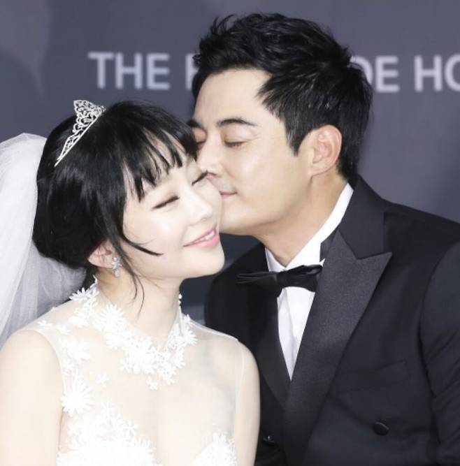 13살 연하와 결혼 극심한 스트레스로 아내 얼굴 잊어버려 셀럽스케치