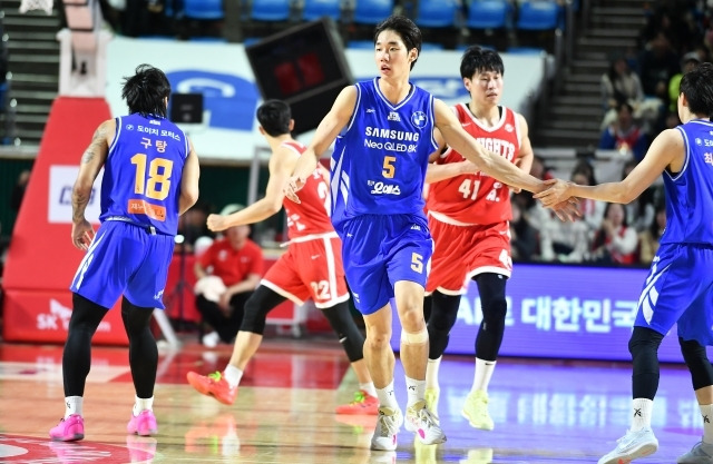 삼성 초비상 이원석 오른 발목 통증으로 현대모비스 원정 출전 불투명 결장 가능성 높아” Kbl