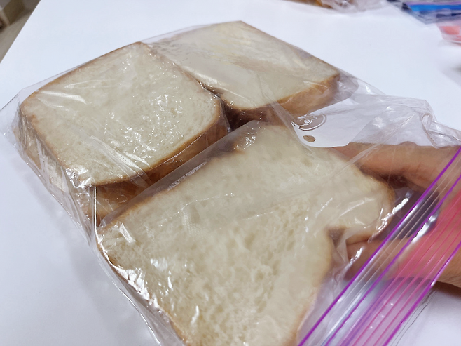 식빵 그냥 보관하지 마세요 절대 딱딱해지지 않는 식빵 보관법 텐꿀팁