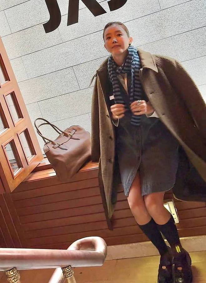 카리나·채정안·나나·이세영·류이서 얼죽코 멋 제대로 패셔니스타의 코트룩 패션엔
