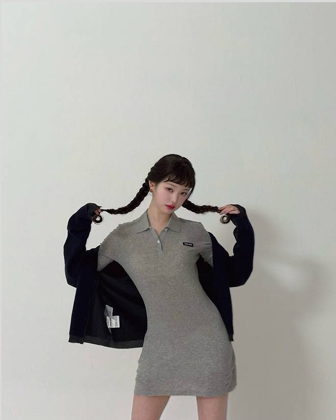 장원영 밑에서 본 미니룩 173cm 43kg 마네킹보다 마른 9등신다리길이 얼마야 뷰티는 내운명