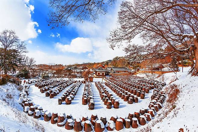 여기선 마음도 쉬어간다 겨울 바다와 고즈넉한 마을 여행지 여행을말하다