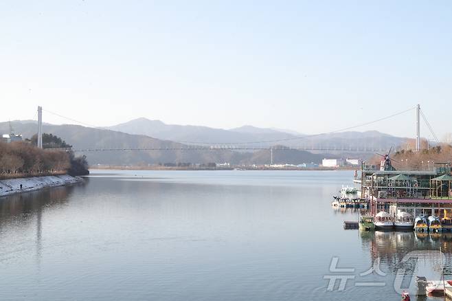 춘천 의암호 수변 한눈에 춘천사이로248 본격 운영 시작