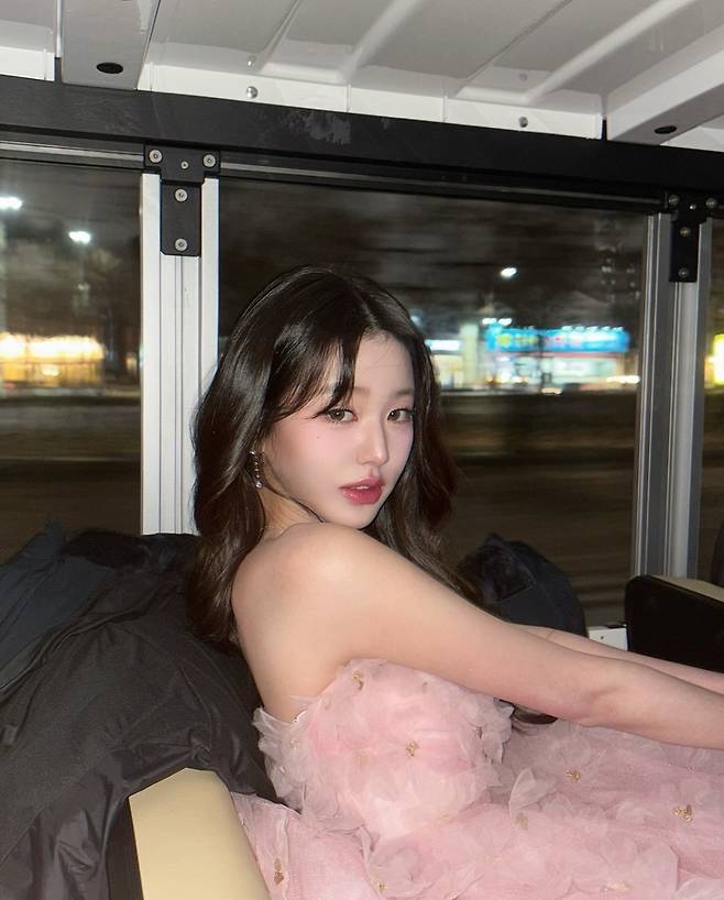 더 예쁜사람 없어 장원영 핑크 드레스로 레전드 여신미모 갱신 뷰티는 내운명