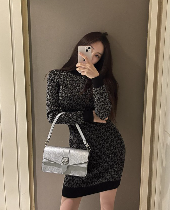 믿기지 않는 비율170cm같은데 160cm대인 연예인미니룩 어썸클