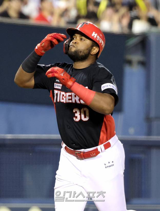 공격에 수비 쓰임새도 높다 Kia Mlb 통산 88홈런 위즈덤 영입소크라테스 굿바이