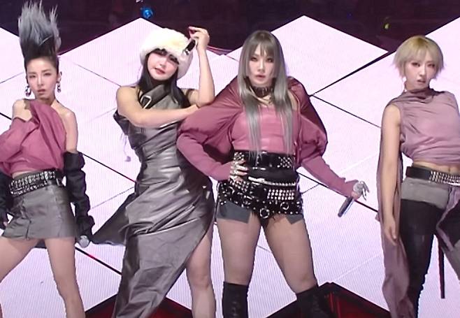 2NE1 박봄, 40대인지 아무도 몰라...현역 걸그룹 위엄