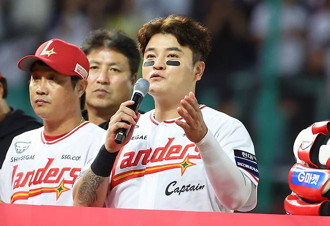 은퇴 전부터 돌던 추신수 감독 직행설말로 또 행동으로 일축한 구단주 보좌역 추신수