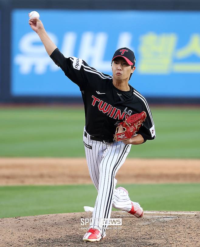 잊지 마시고요 Lg 우승시키고 사라진 그 선수 염경엽 감독이 기다린다 투수들 지칠 때
