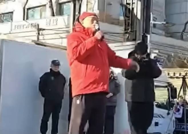 김흥국 박정희·전두환보다 윤석열이 더 잘해오야붕 지키자”