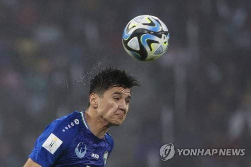 속보 맨시티 아시아 2호 선수 나온다 한국 일본 아냐리그1 최고 센터백 펩이 찍었다