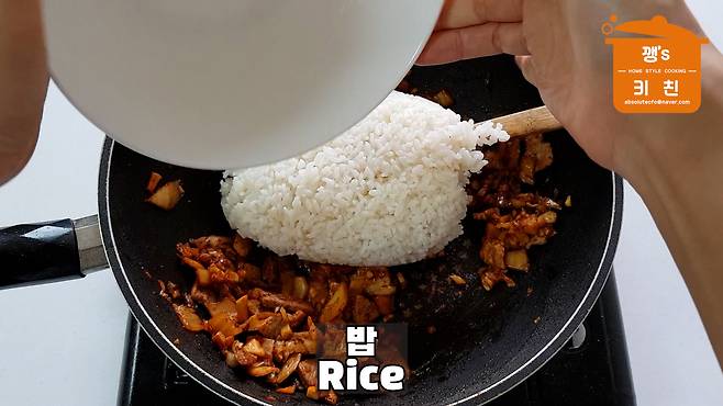 김치볶음밥에 이것을 넣으세요 고깃집 김치볶음밥 뺨칠 만큼 맛있어요 깽스키친