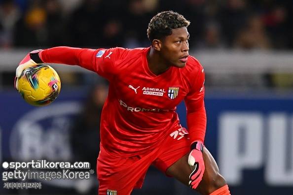 日 골키퍼 대박→ 맨유가 원해” ‘김민재 형 미안 뮌헨 못 가겠어