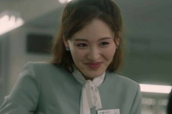 열애설도 없이 깜짝 결혼 소식 전한 걸그룹 출신 여배우 스타일에이드