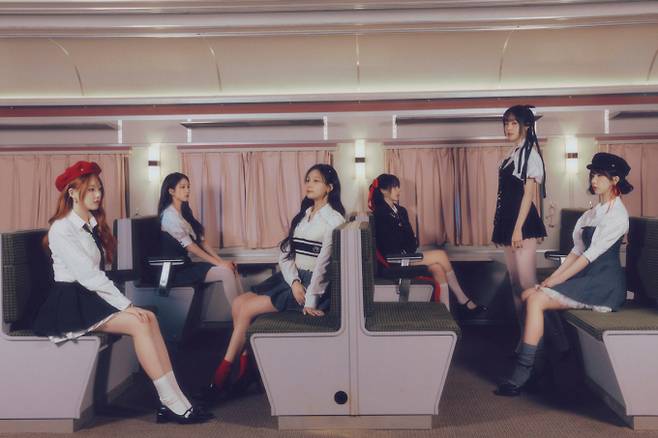 여자친구 데뷔 10주년 맞아 음악방송 출격