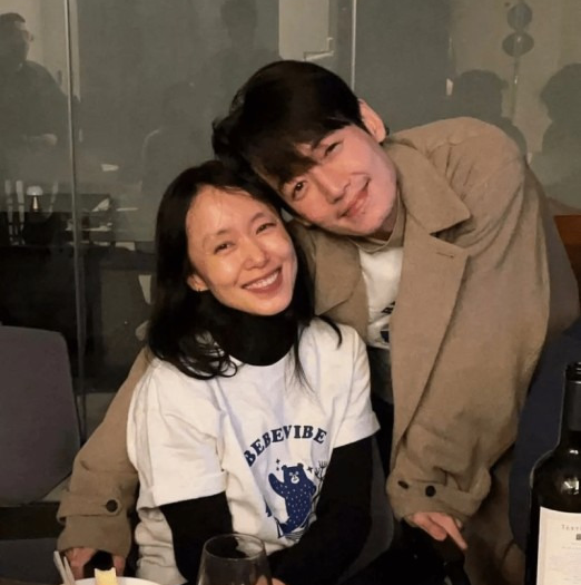 정경호가 너무 부담스럽고 불편해서 피해 다닌 탑여배우의 근황 스포엔 뉴세이