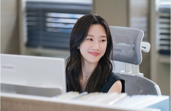 문가영 첫사랑 최현욱과 직장 상사로 재회러블리 매력 예고 그놈은 흑염룡