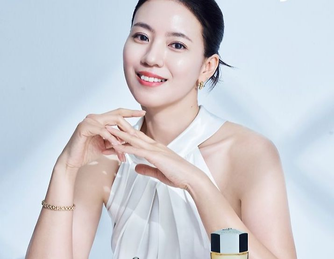 50살인데 아직도 20대 남자한테 번호 따이는 여배우 나만 몰랐던 모든 이야기