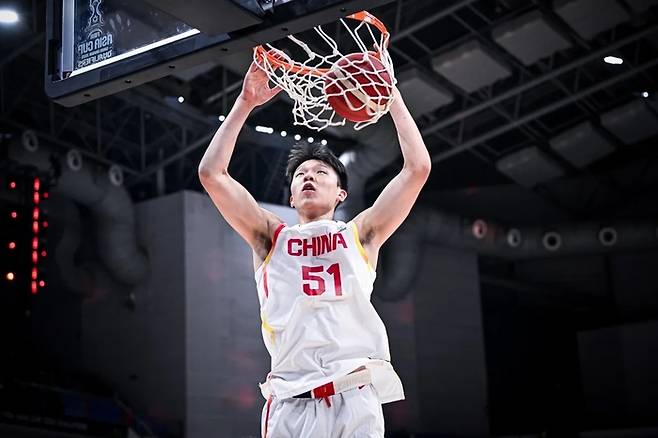 ‘중국산 요키치 양한센 2025 Nba 드래프트서 지명될까‘킹 르브론·‘갈매기 데이비스 에이전시와 계약