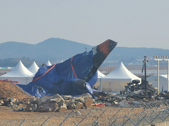 전국 공항 콘크리트 둔덕 없앤다활주로 안전구역도 240m 확보