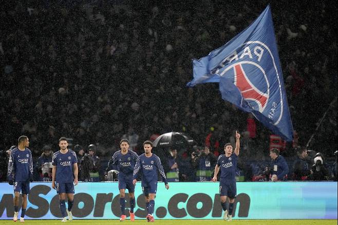이강인 전반 45분 뛰고 교체 Psg 맨시티에 4 2 대역전승