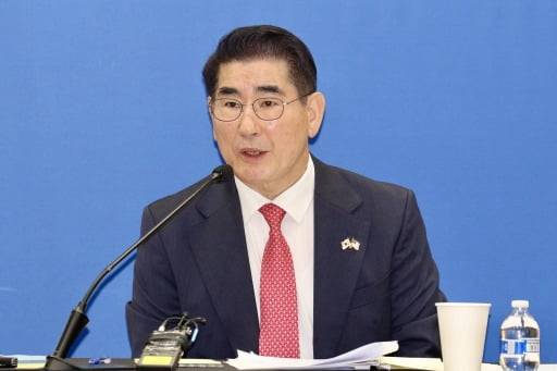 속보 김용현 국회쪽 증인신문 거부탄핵심판 휴정