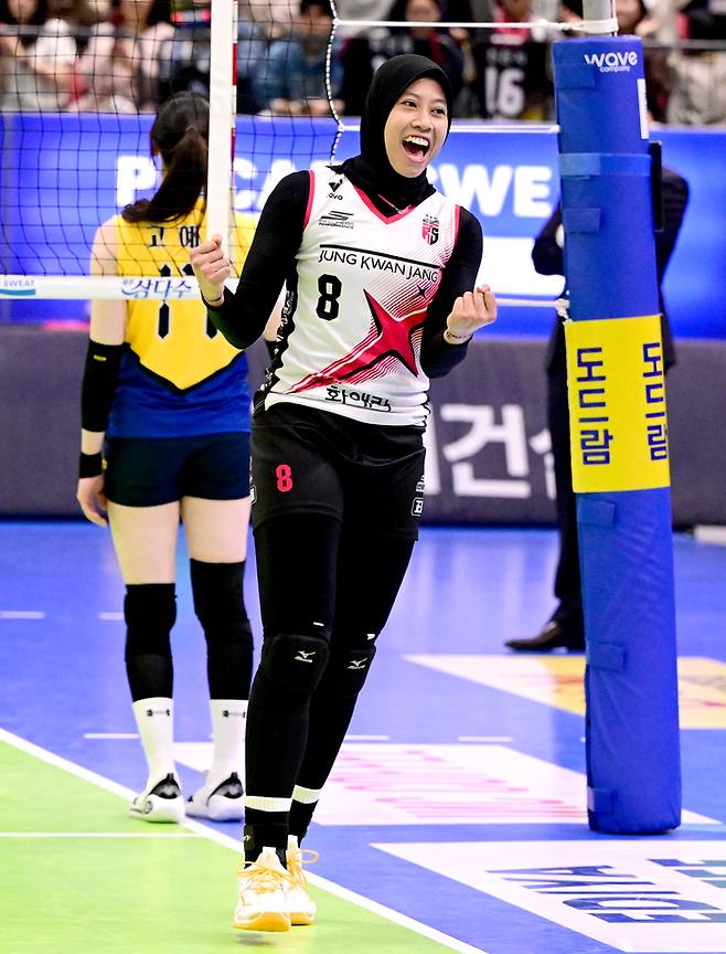 인도네시아 매체 경악 5세트에 10점을 혼자”···메가 38득점 맹활약 12연승 주역 대서특필