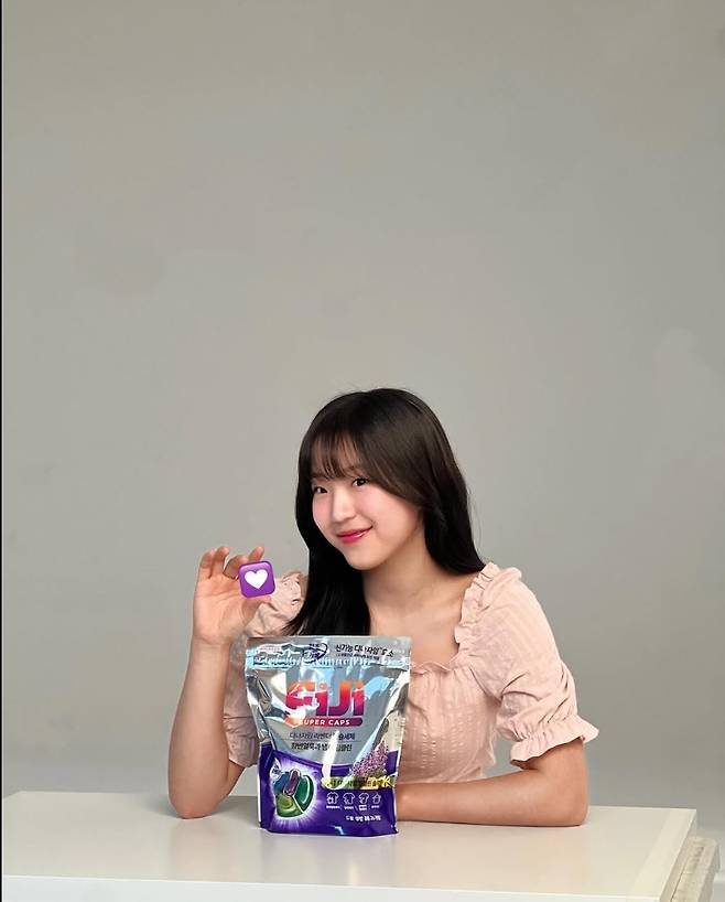 탁구 신동 신유빈 치마 입은 봄 소녀 핑크로 물든 러블리 미니스커트룩 뷰티는 내운명