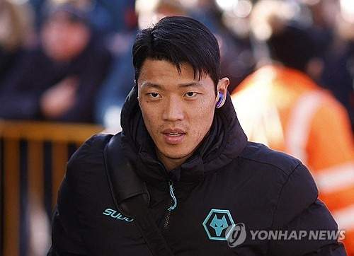황희찬 나가생일에 이런 수모 당하다니→최악의 선수 Hwang 어디로 가야 하나