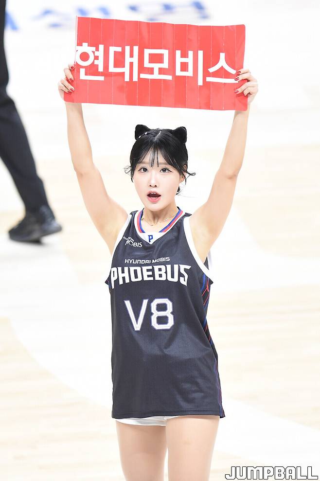 오늘의 농구장 여신 현대모비스 치어리더 천하무적 모비스