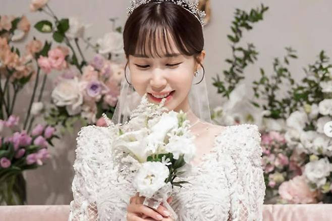12월 25일 결혼 발표국민적인 인기 끌던 걸그룹 멤버 안타까운 근황 뉴스에이드