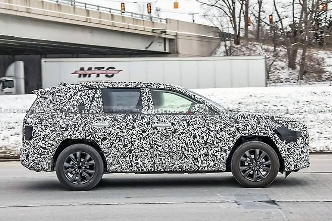 스포티지·투싼 어쩌나” 47만 대 팔린 인기 Suv 풀체인지 포착 토픽트리