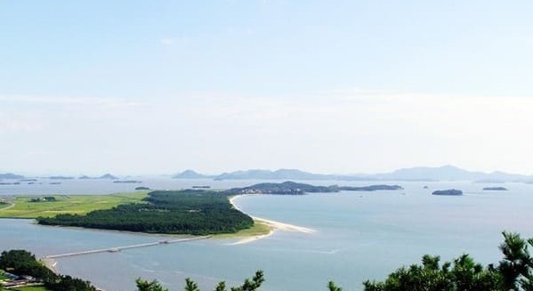 파도가 숨겨둔 이야기를 찾아서 국내 섬마을 역사 탐방 Best 4 추천 이앤투어픽