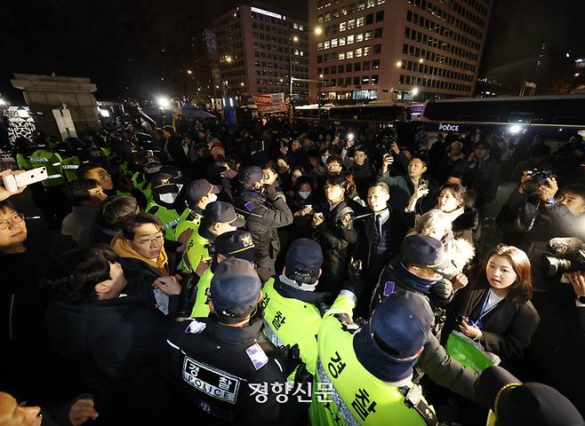 검찰의 다음 타깃은 경찰···‘정치인 체포조 의혹 수사 이유
