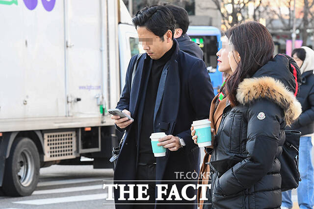 저가 커피도 손 들었다원두값 폭등에 거세지는 커피플레이션