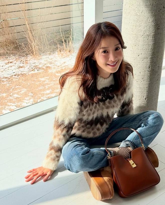 22kg 아들 업고 히말라야 4000m명품 라이프와 정반대 취미 가진 여배우일상룩 대본은 내운명