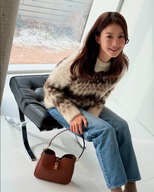 22kg 아들 업고 히말라야 4000m명품 라이프와 정반대 취미 가진 여배우일상룩 대본은 내운명