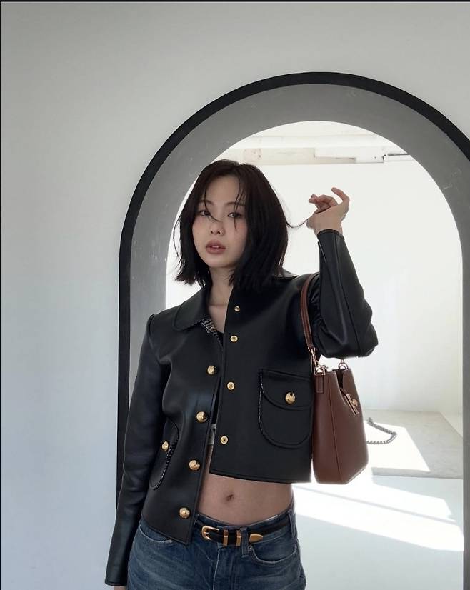 세탁소 막내딸 무섭네복근 드러낸 168cm 49kg 마네킹 비율 크롭탑 패션 대본은 내운명